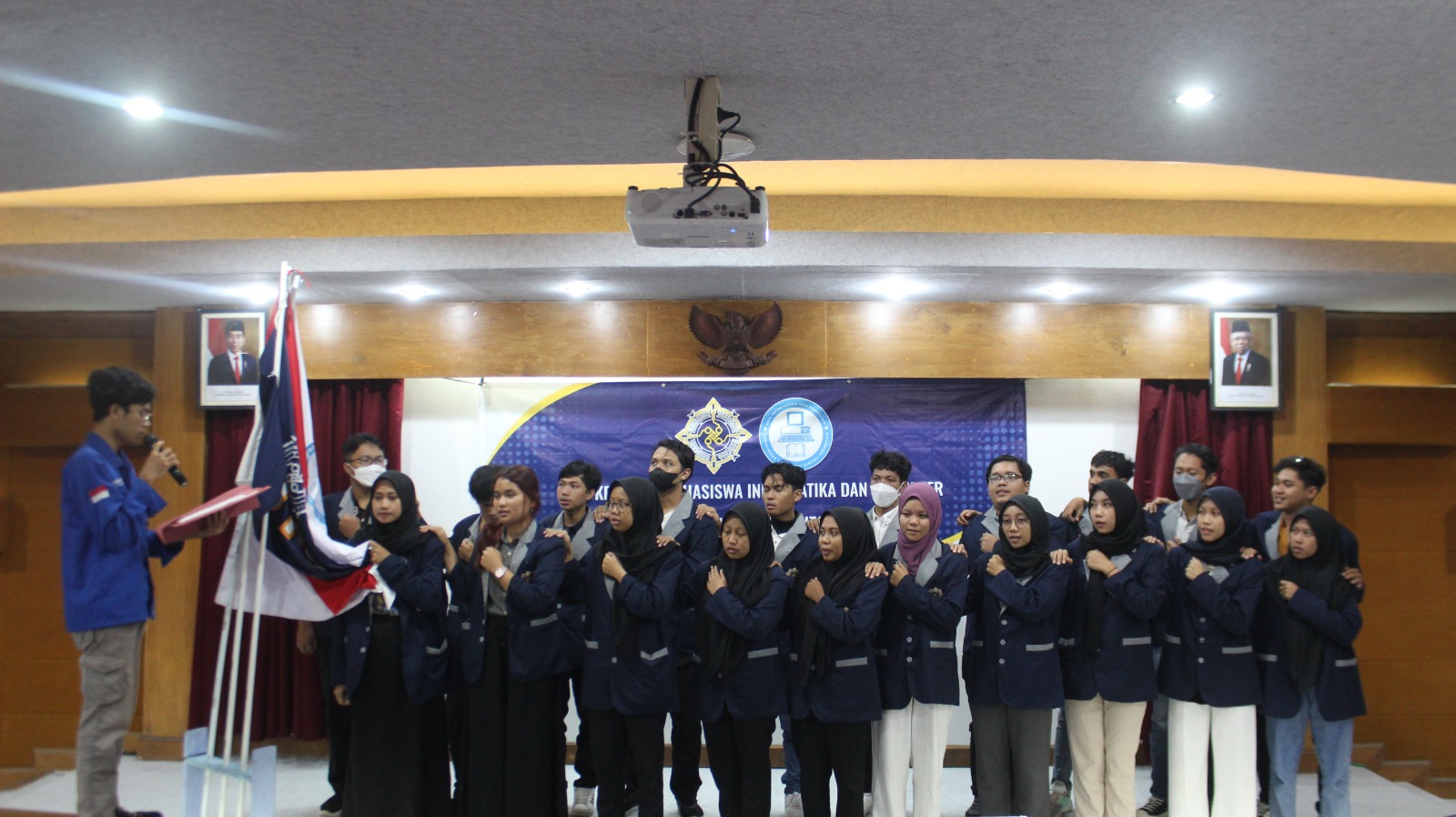 UKM IK - Informatika & Komputer