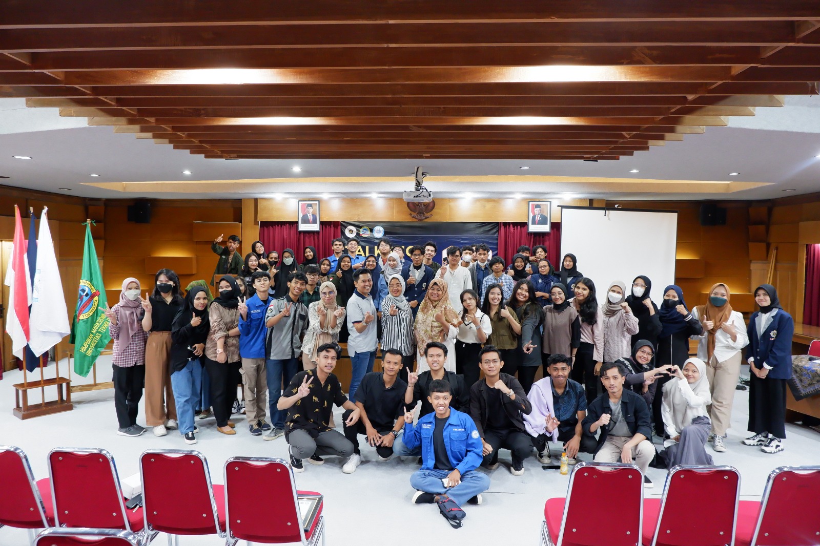 UKM IK - Informatika & Komputer